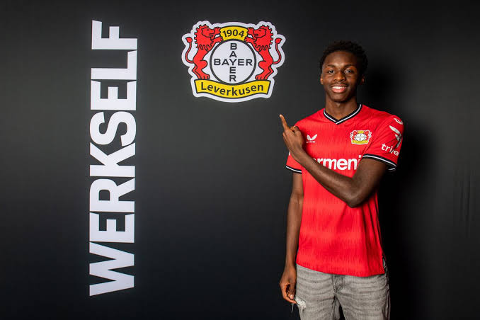 Mercato : Noah Mbamba signe au Bayern Leverkusen ( officiel) - Sport RDC