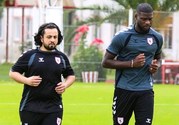 Gaëtan Laura sur la voie du retour : une lueur d'espoir pour Samsunspor ...